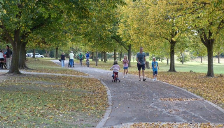 Melbourne's top family friendly bike trails | Tips and resources ...