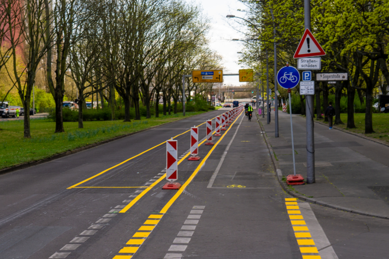 How to build a bike lane in 10 days | Bicycle Network