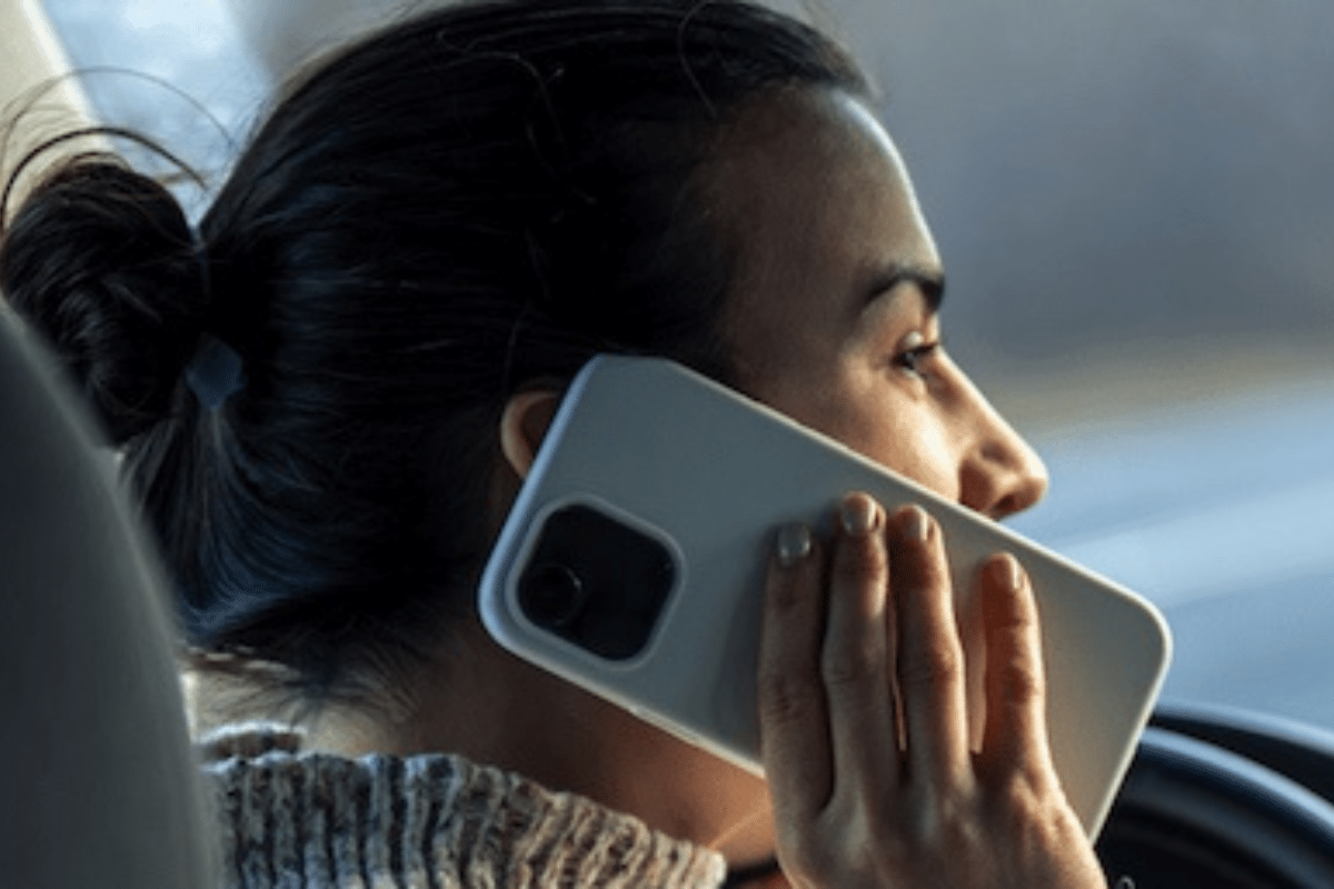 Phone use behind crash rise | Bicycle Network