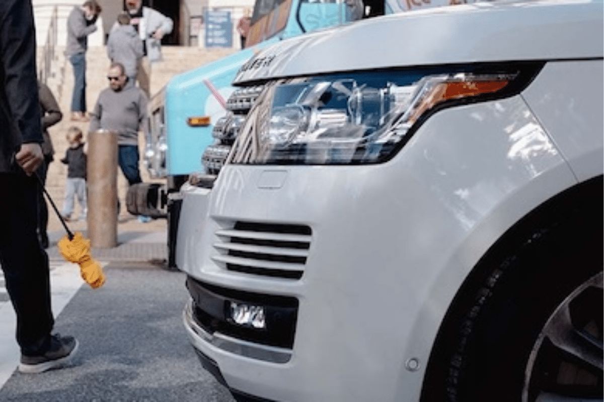 Big and blunt: the cars that threaten life | Bicycle Network